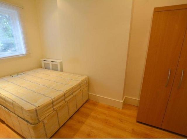 3 bedroom apartment to rent