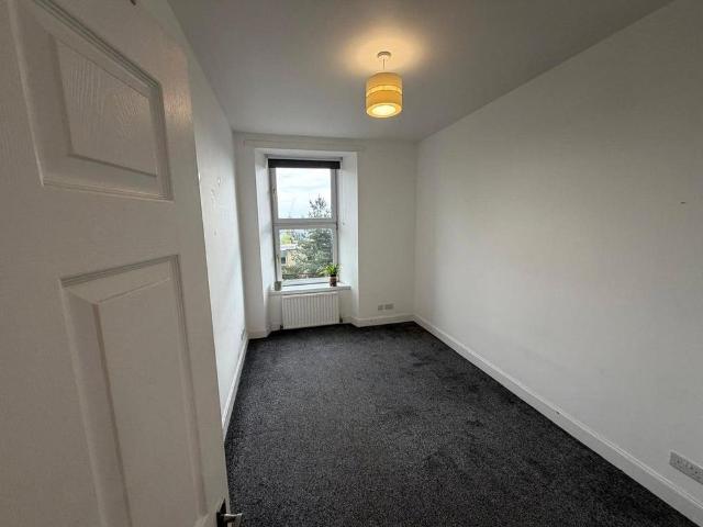 3 bedroom apartment to rent