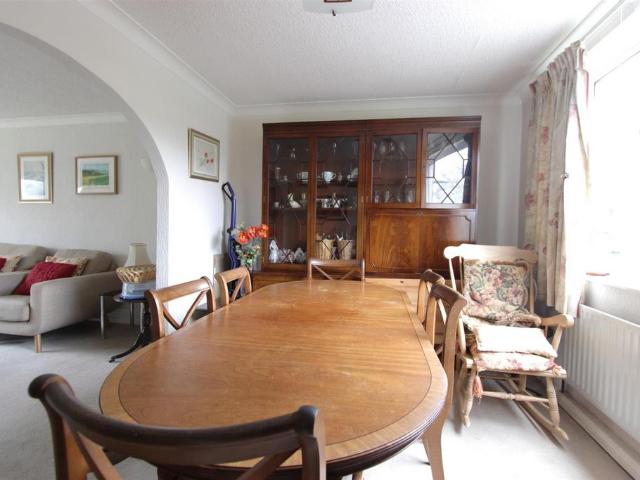 3 bedroom apartment to rent