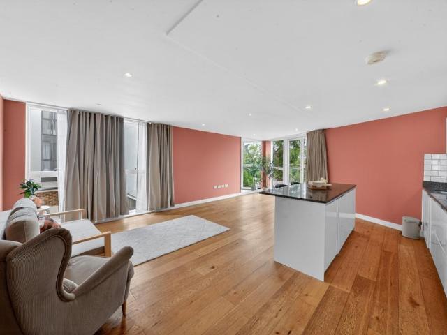 3 bedroom apartment to rent
