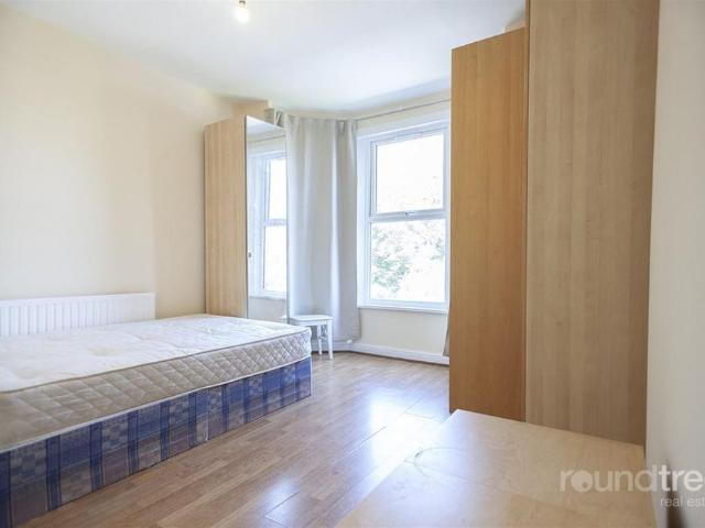 3 bedroom apartment to rent