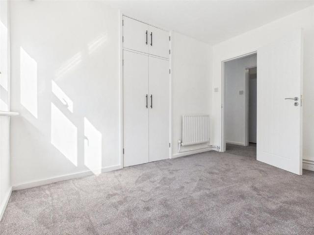 3 bedroom apartment to rent