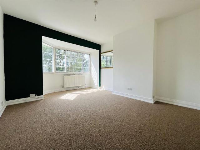 3 bedroom apartment to rent