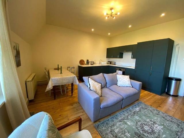 3 bedroom apartment to rent