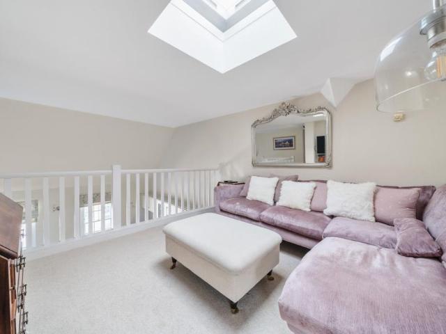 3 bedroom apartment to rent