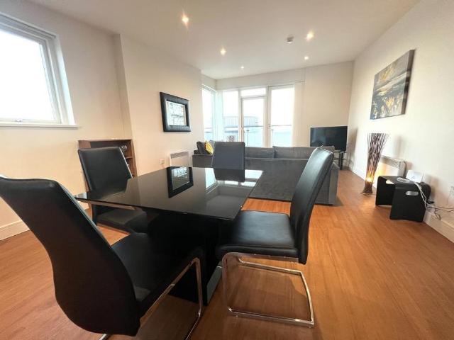 3 bedroom apartment to rent