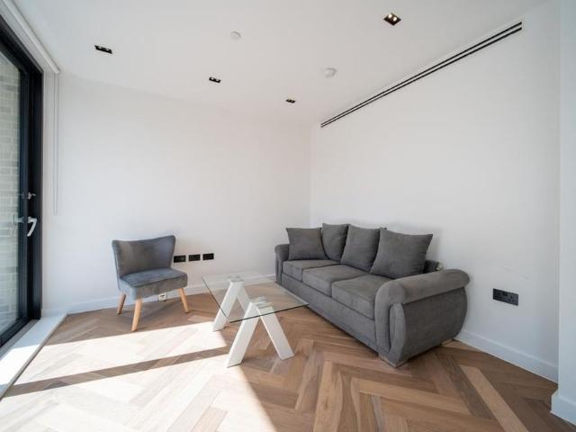 3 bedroom apartment to rent