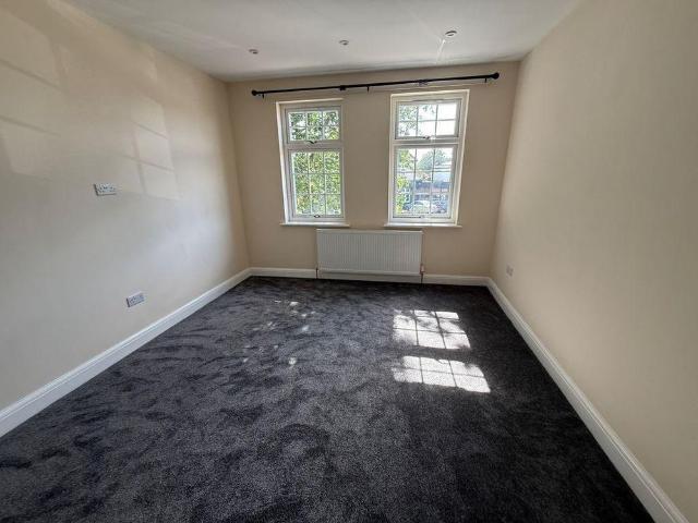 3 bedroom apartment to rent