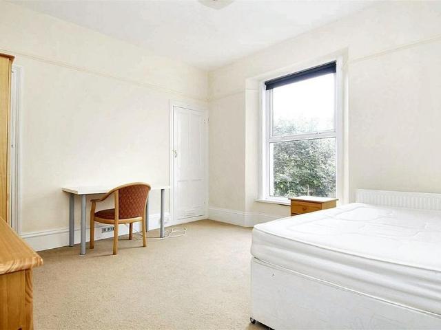 3 bedroom apartment to rent