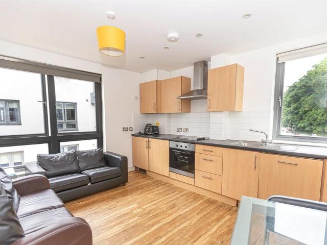 3 bedroom apartment to rent