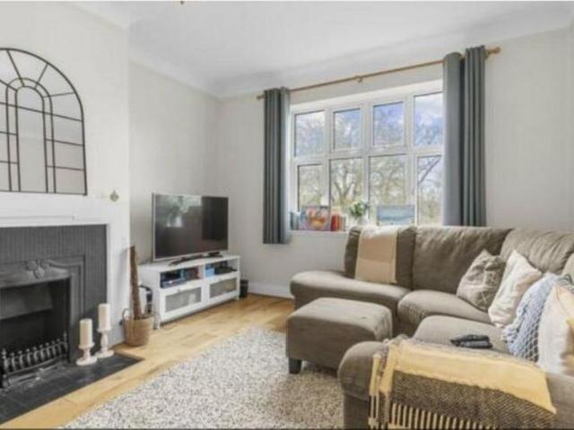 3 bedroom apartment to rent