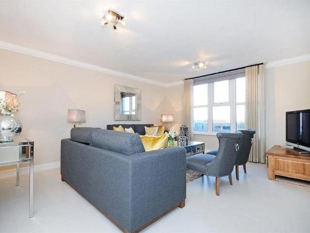 3 bedroom apartment to rent