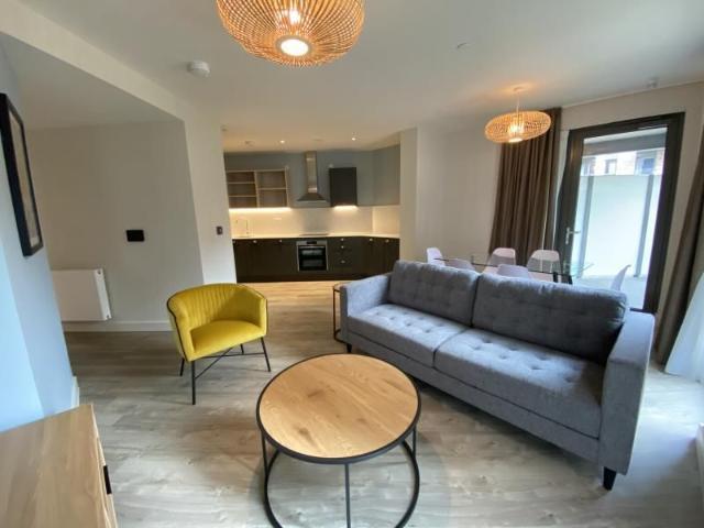 3 bedroom apartment to rent