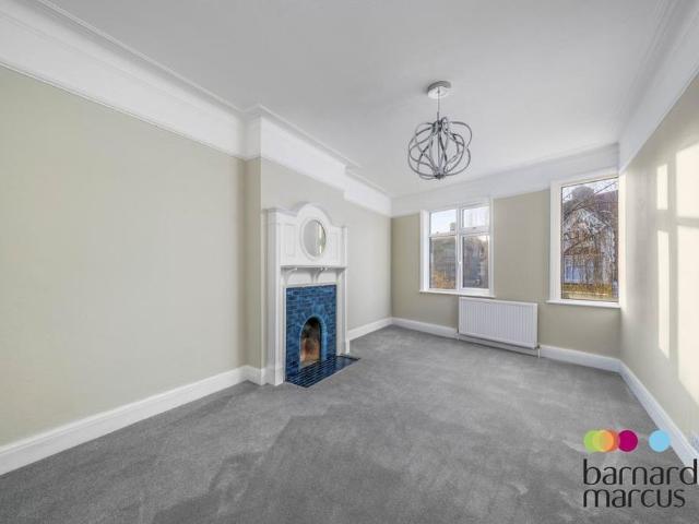3 bedroom apartment to rent
