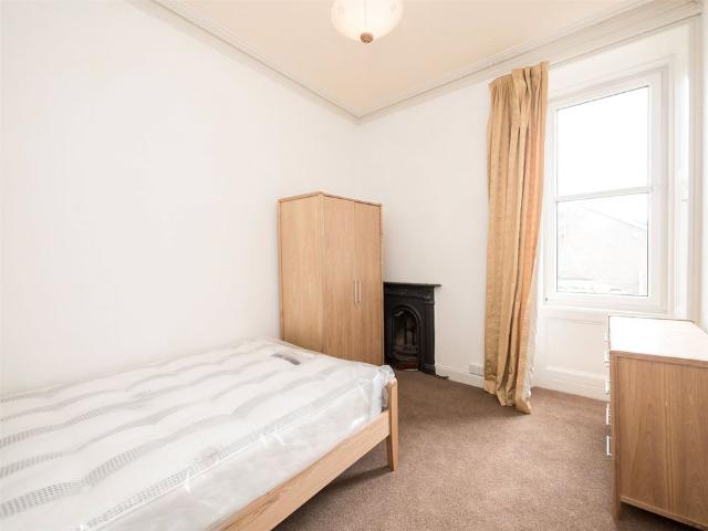 3 bedroom apartment to rent