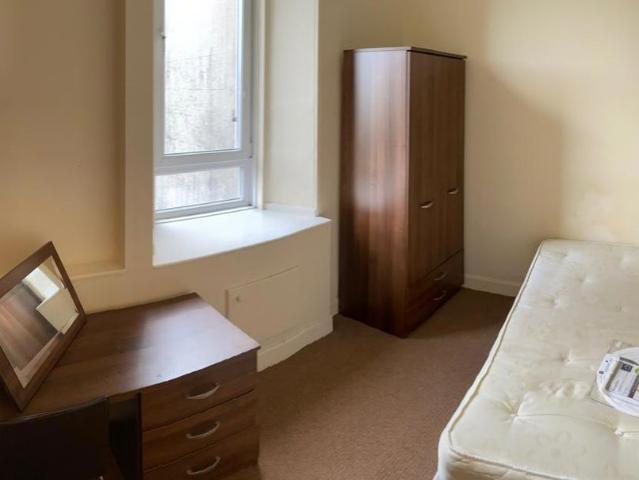 3 bedroom apartment to rent