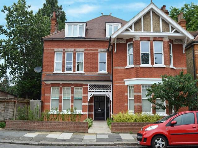 3 bedroom apartment to rent
