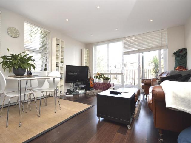 3 bedroom apartment to rent
