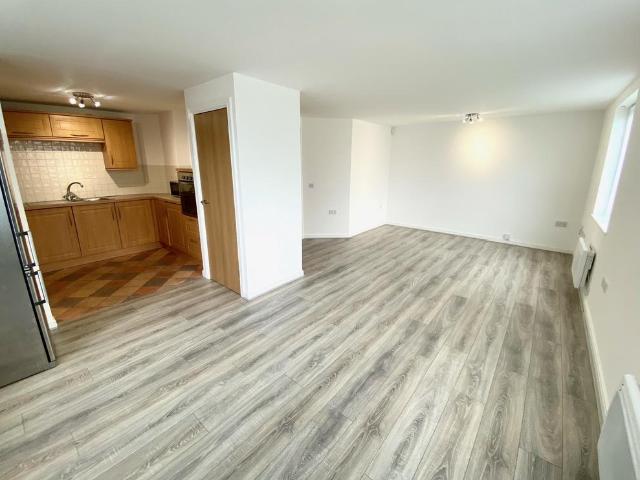 3 bedroom apartment to rent