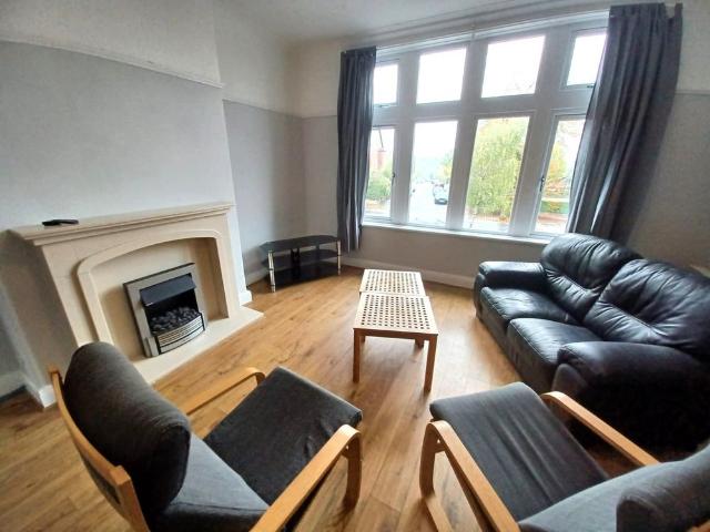 3 bedroom apartment to rent