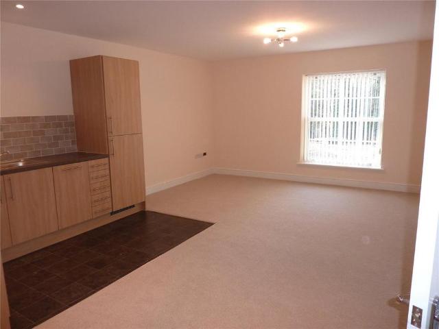 3 bedroom apartment to rent