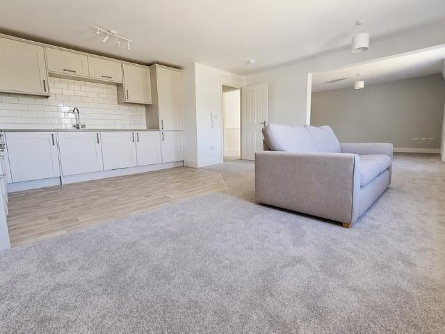3 bedroom apartment to rent