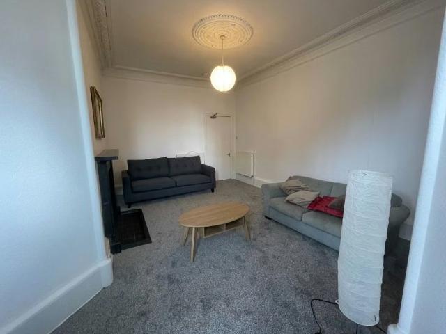 3 bedroom apartment to rent
