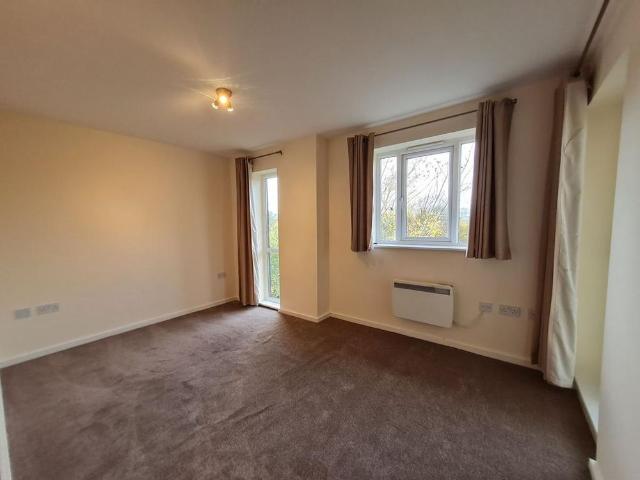 3 bedroom apartment to rent