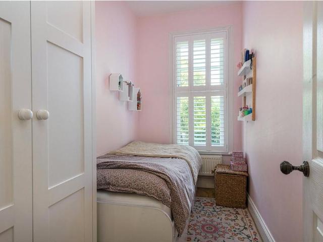 3 bedroom apartment to rent