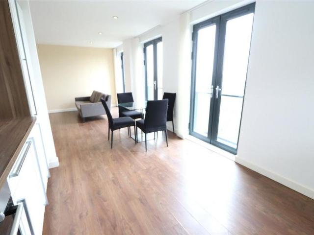3 bedroom apartment to rent