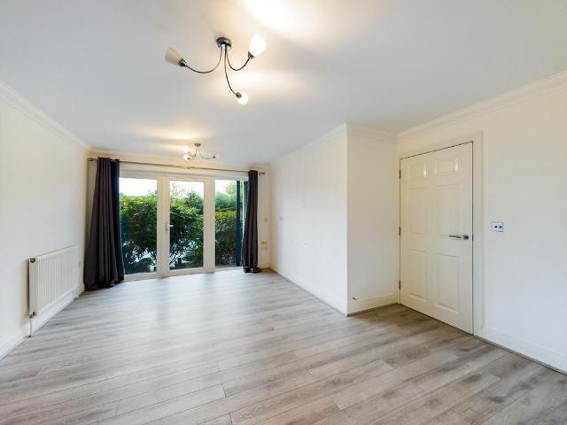 3 bedroom apartment to rent