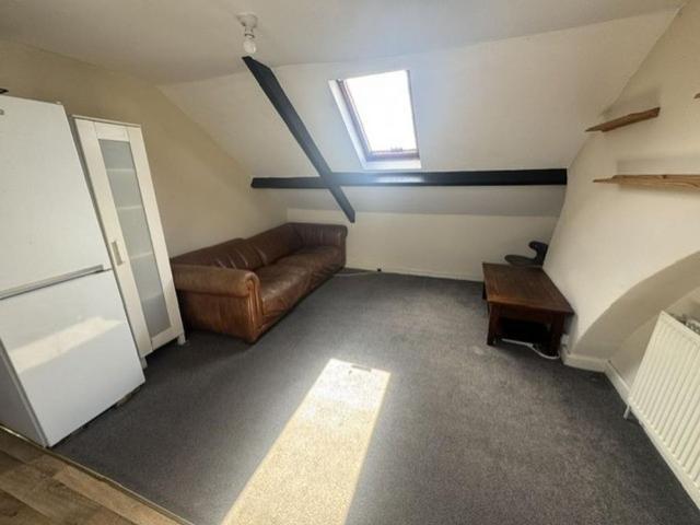 3 bedroom apartment to rent