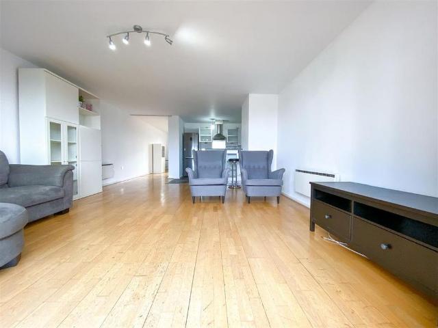3 bedroom apartment to rent