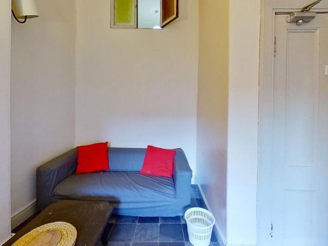 3 bedroom apartment to rent