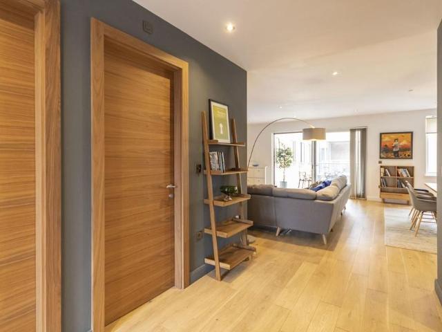 3 bedroom apartment to rent