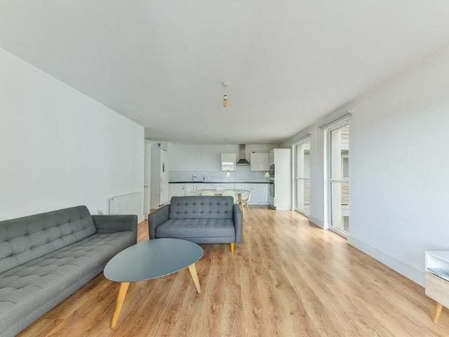 3 bedroom apartment to rent