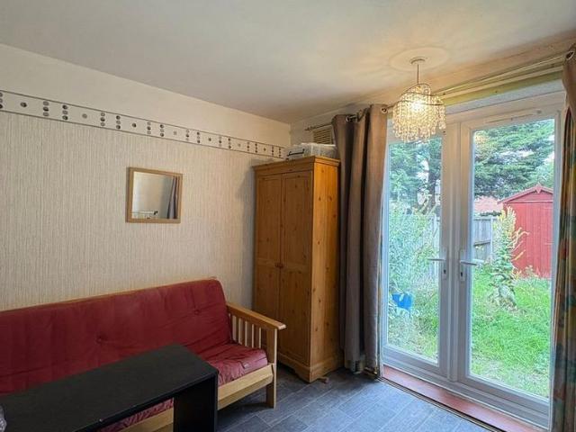3 bedroom apartment to rent