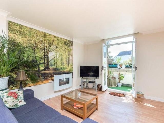 3 bedroom apartment to rent