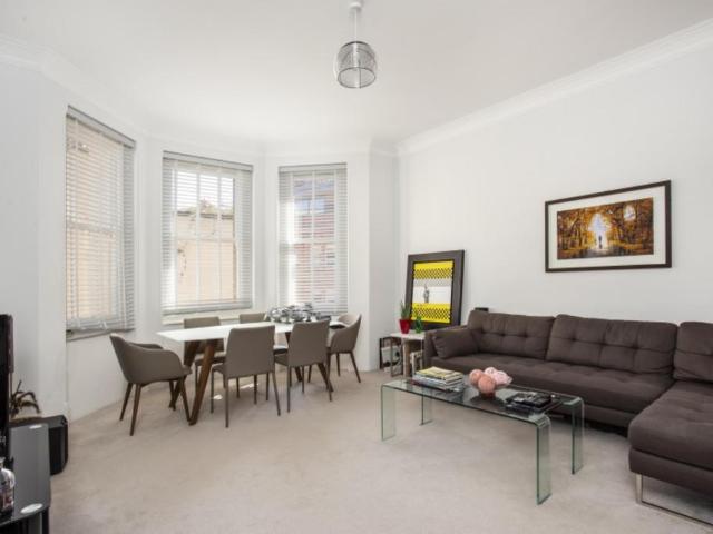 3 bedroom apartment to rent