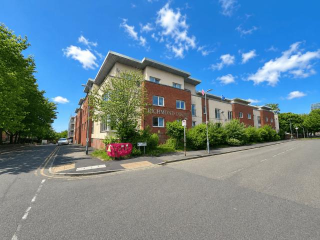 3 bedroom apartment to rent