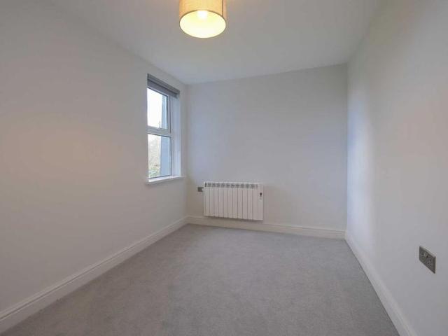 3 bedroom apartment to rent