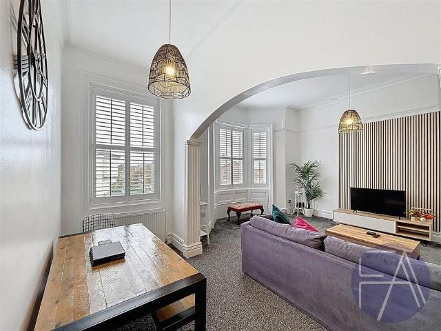 3 bedroom apartment to rent