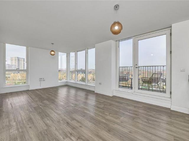3 bedroom apartment to rent