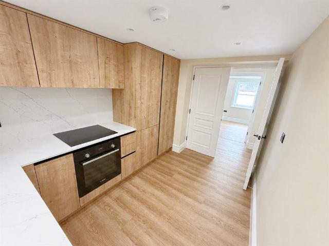 3 bedroom apartment to rent