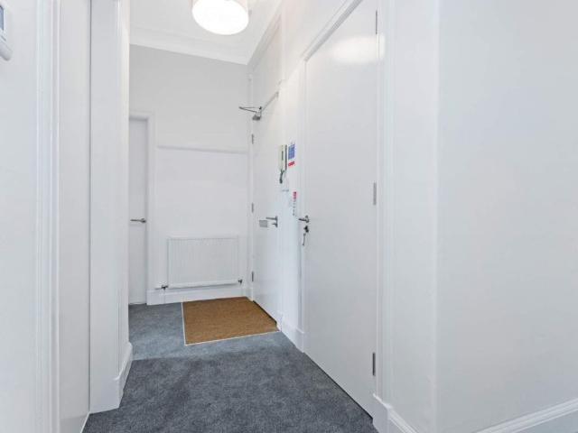 3 bedroom apartment to rent