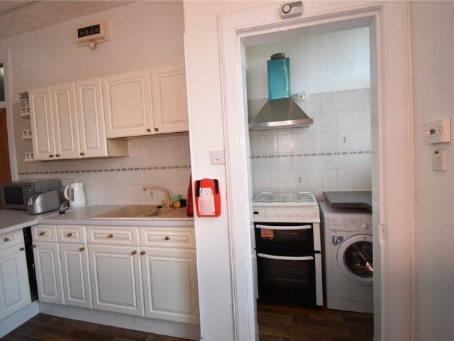3 bedroom apartment to rent