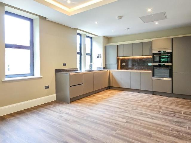 3 bedroom apartment to rent