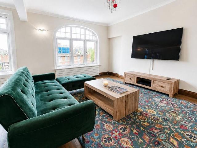 3 bedroom apartment to rent