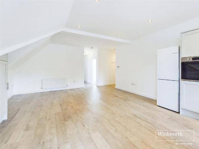3 bedroom apartment to rent