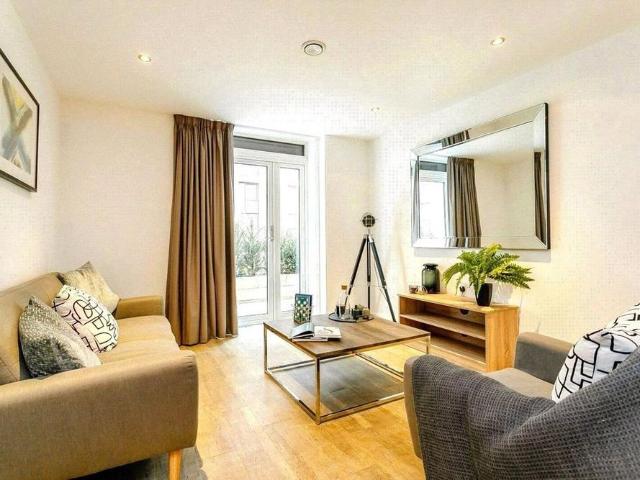 3 bedroom apartment to rent
